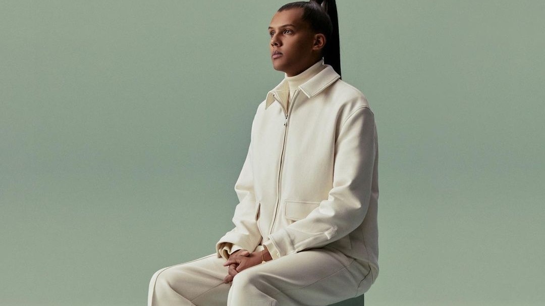 Fashion Week : Stromae et sa femme séduisent avec leurs looks assortis ...